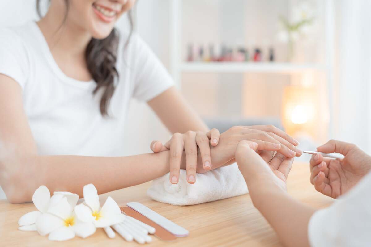 Pro Nail Care Services in Michigan | Reflections Medical